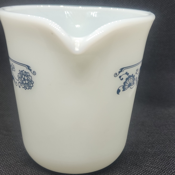 Pyrex | Kitchen | Vintage Pyrex Creamer Oldtown 41 19721982 | Poshmark